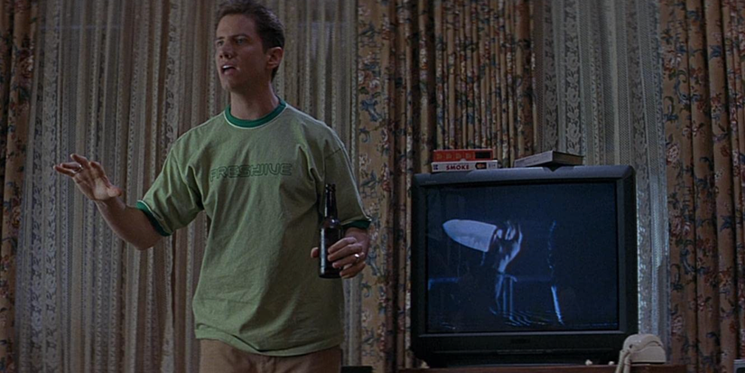 10 Things That Happen in Every Scream Movie