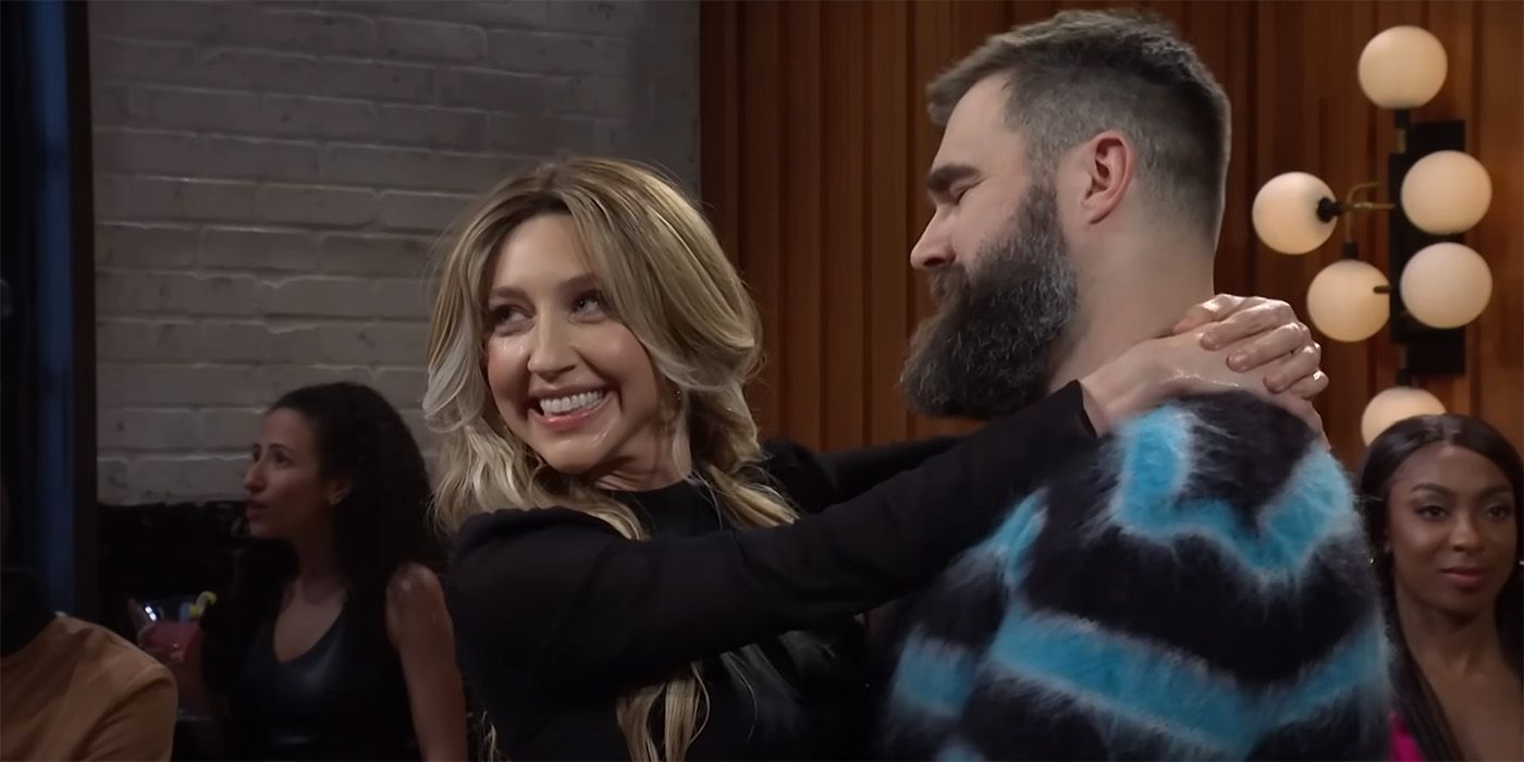 'SNL': Heidi Gardner Makes Travis Kelce Jealous by Dating His Brother