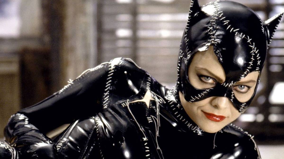 Michelle Pfeiffer’s Catwoman Is the Best Selina Kyle, Period.