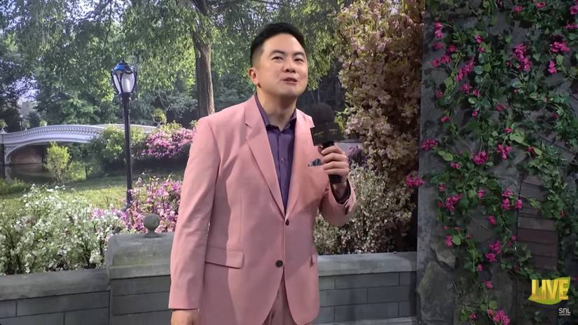 'SNL' Cold Open Celebrates the First Warm Day of the Year