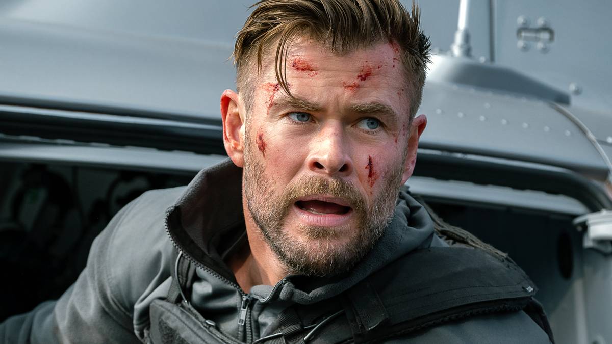 'Extraction 2' Image: Chris Hemsworth Embraces His Inner Hero