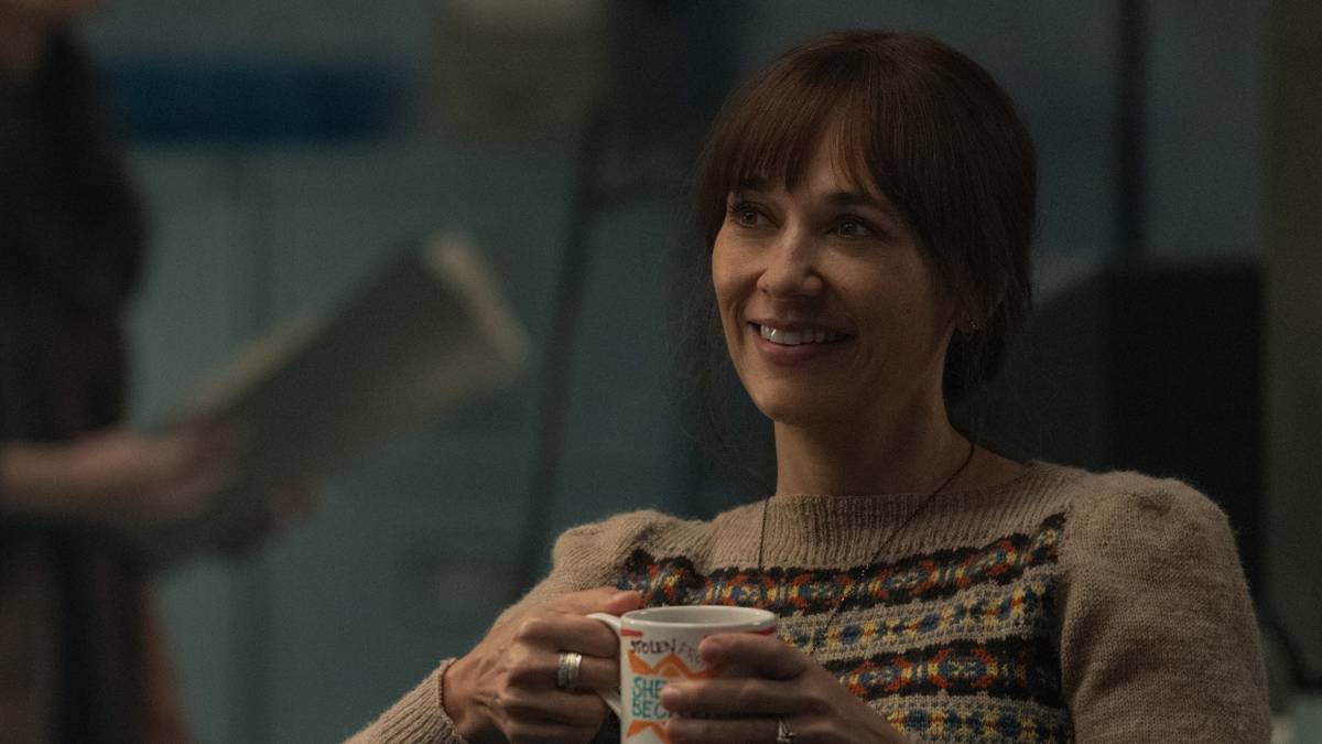 'Silo' Shows Us the Kick-Ass Side of Rashida Jones