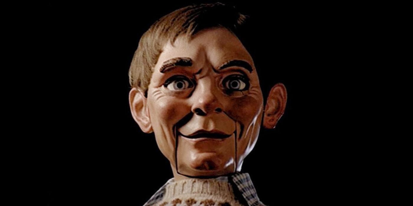 Anthony Hopkins & Alec Baldwin Fight To Survive in This Heart-Pounding ...