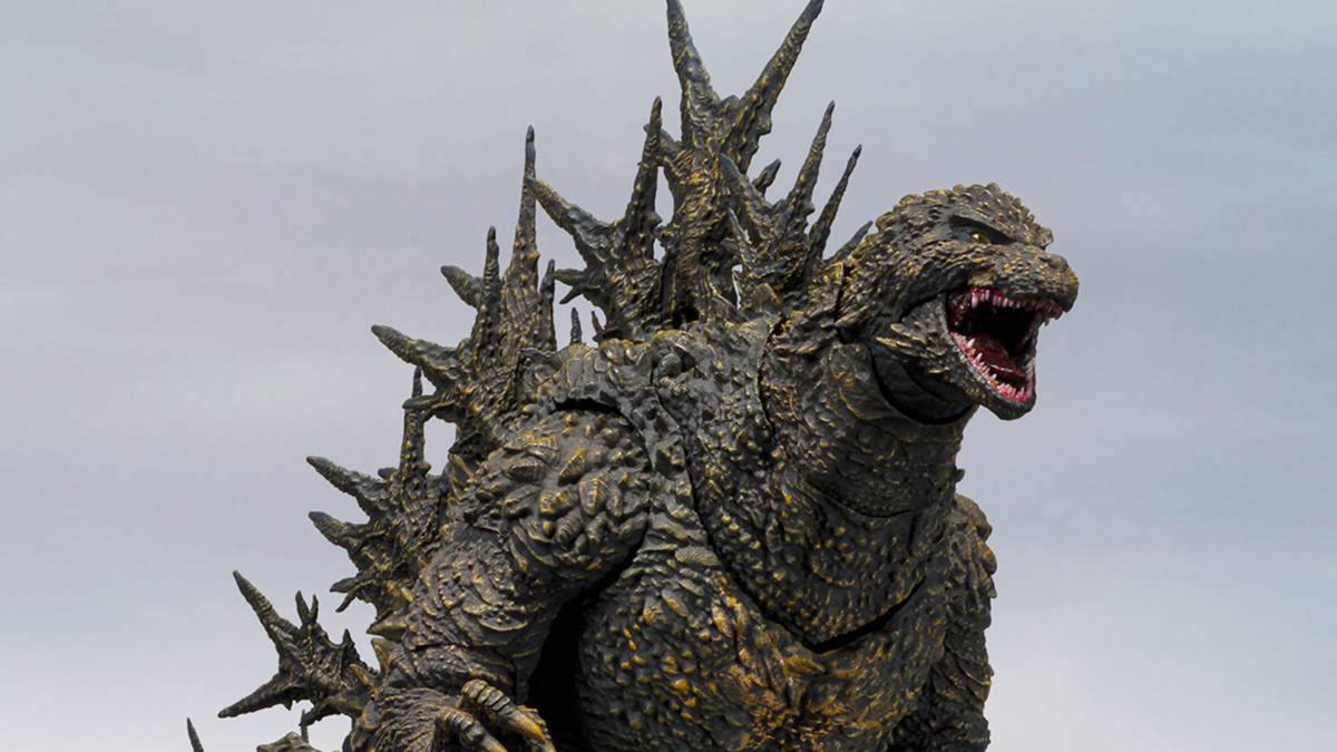 'Godzilla Minus One' Sneak Peek — The Military Is No Match for a Kaiju