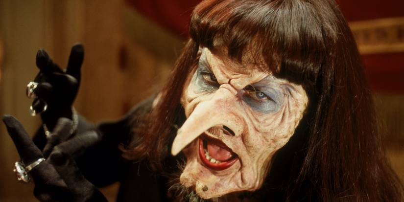 10 Best Anjelica Huston Movies, Ranked