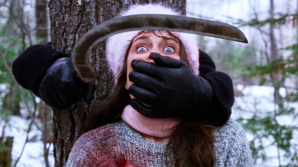 The Perfect Bone-Chilling Horror Scene Is in an '80s Slasher