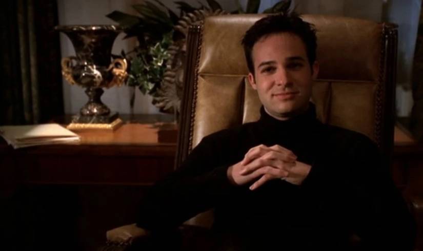 10 Best Background TV Characters Who Became Regulars, According to Reddit