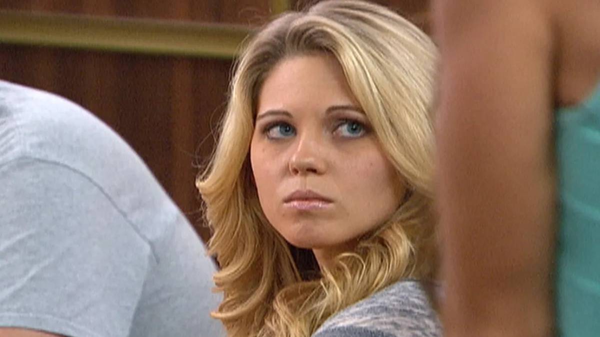 ‘Big Brother 15’s' Aaryn Williams Was ‘Shocked’ Julie Chen Moonves ...