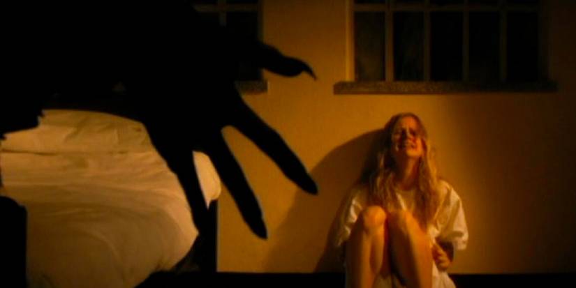 15 Best Horror Movies With Deadly Mirrors