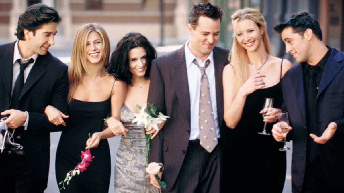 Matthew Perry's Chandler Was the Linchpin of 'Friends'