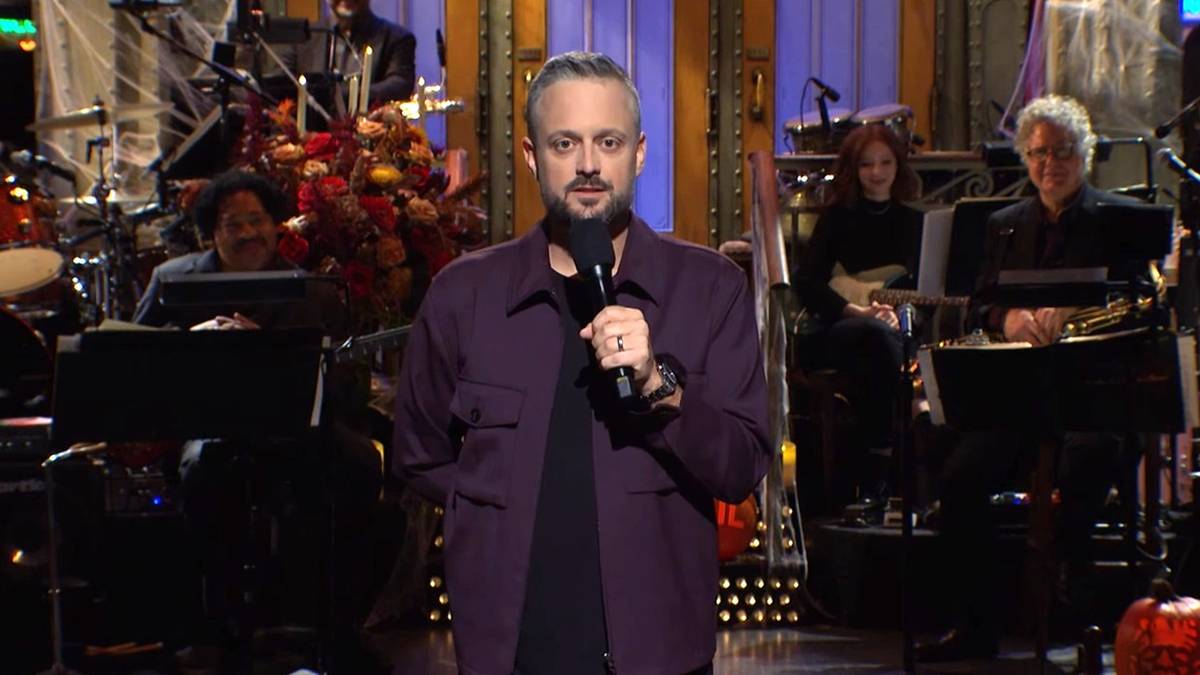 'SNL' – Nate Bargatze Has Fond Memories of the '80s in His Stand-Up ...