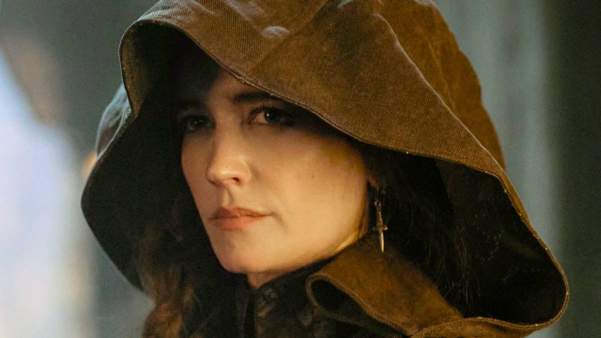 Eva Green Plots Mayhem in 'The Three Musketeers — Part I: D'Artagnan ...