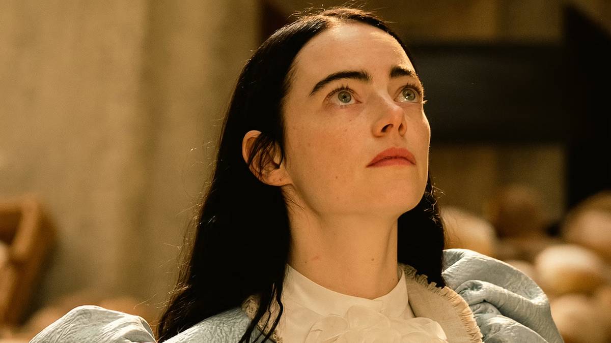 'Poor Things' Review — Emma Stone and Yorgos Lanthimos Create a Weird World