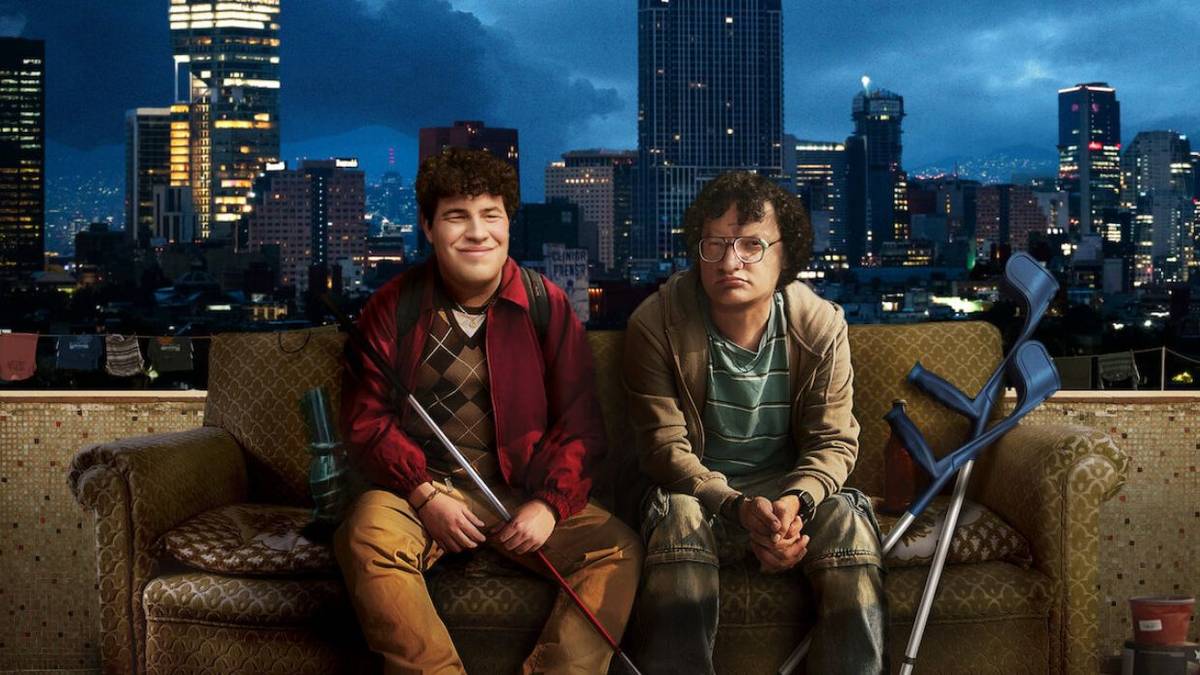 ‘Nothing to See Here’ Ending Explained: Does Alexis Become a Comedian?