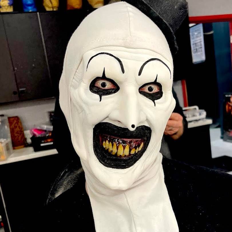 ‘Terrifier 3’ Set Image – Art the Clown Prepares to Change Christmas ...