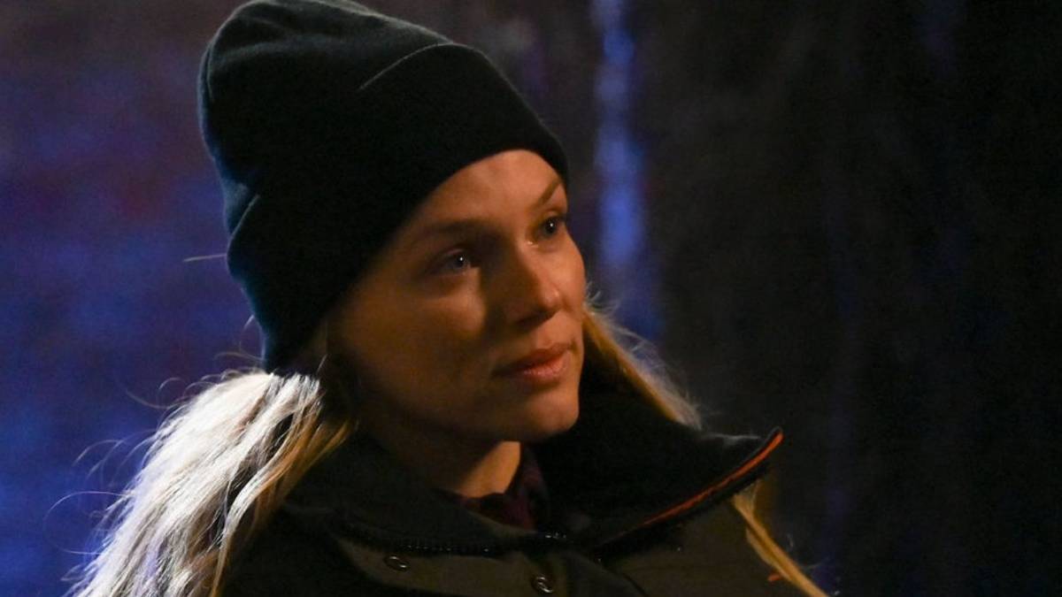 'Chicago P.D.' Season Finale Sneak Peek — Hailey Works a Personal Case