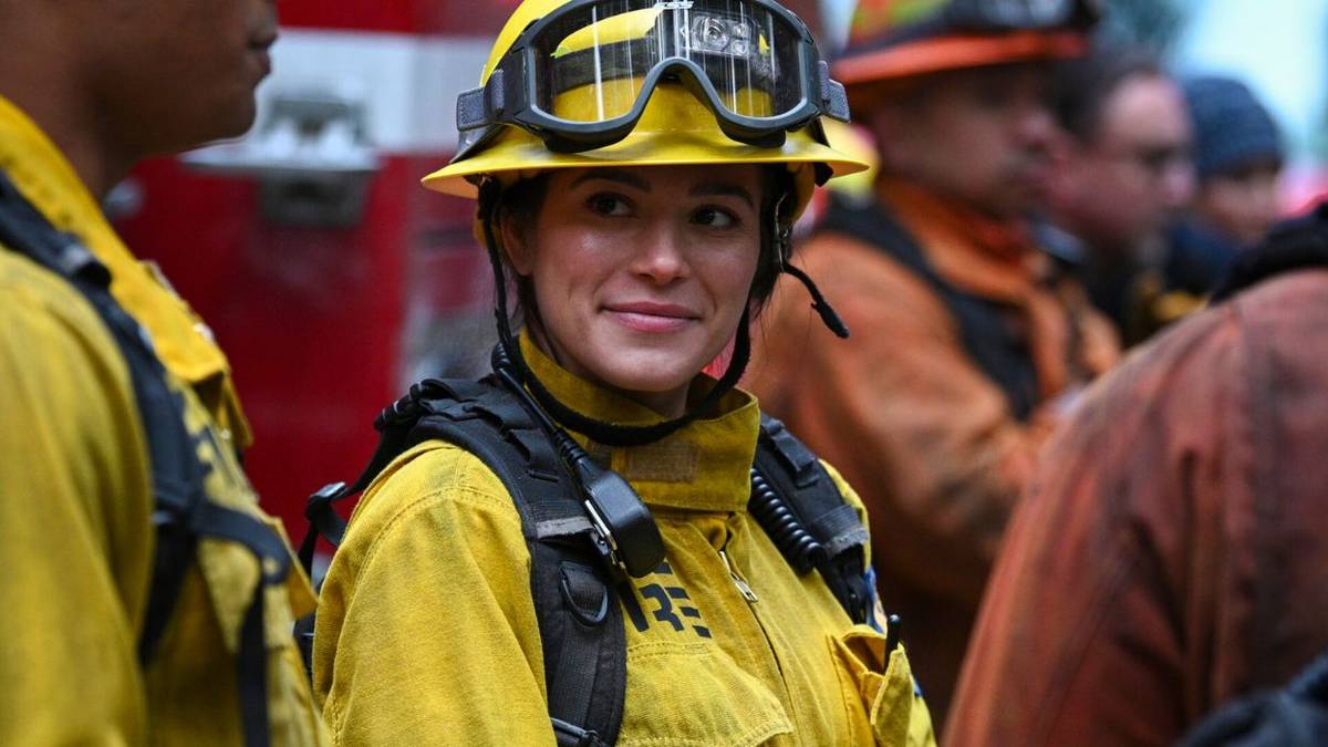 'Fire Country' Casts Gabriela's Estranged Mom for Her Wedding Day