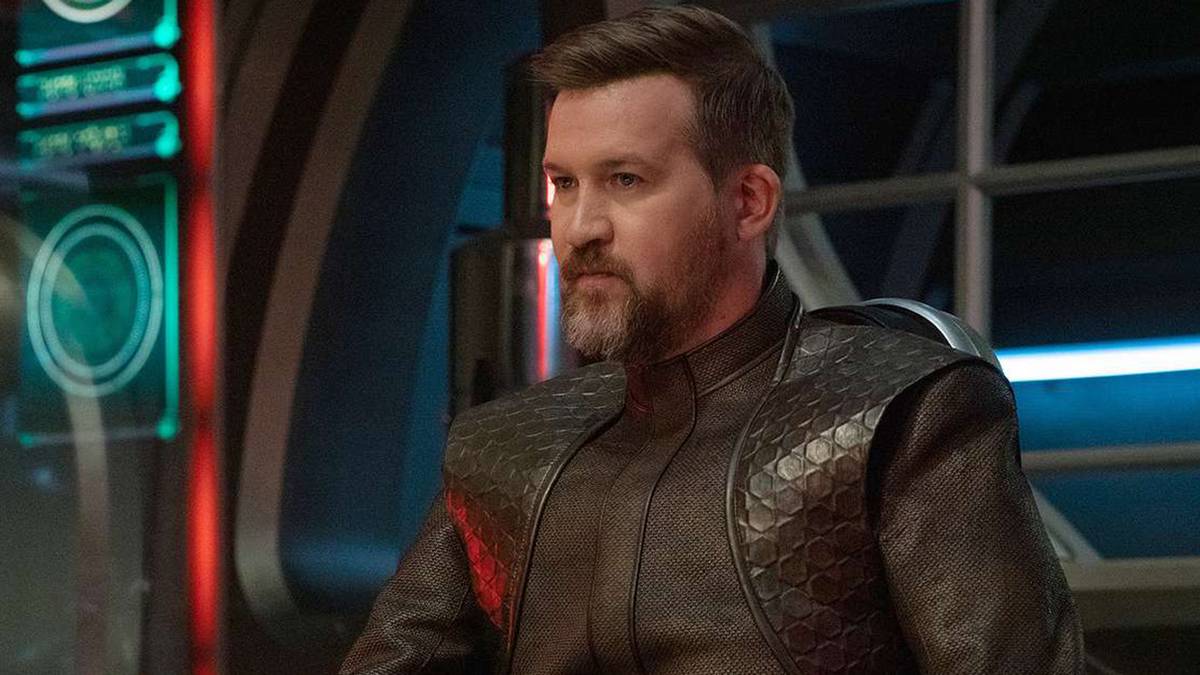 'Star Trek Discovery' Actor Kenneth Mitchell Dead at 49