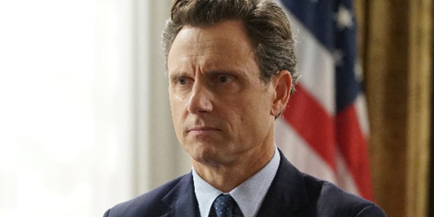 Tony Goldwyn Returns to the Courtroom in First 'Law & Order' Winter ...