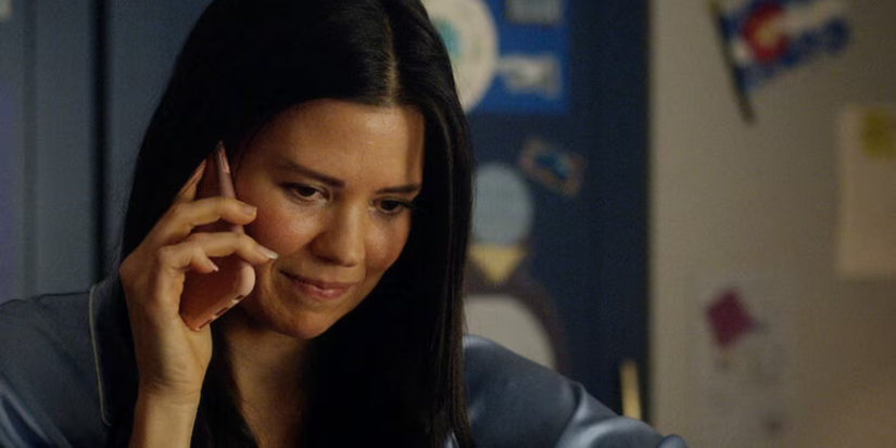 ‘Resident Alien’ Cast & Character Guide — Who Stars in the Sci-Fi Series?