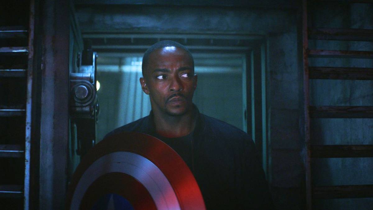 'Captain American 4' Set Image — Sam Wilson's Caught Between a Rock and ...