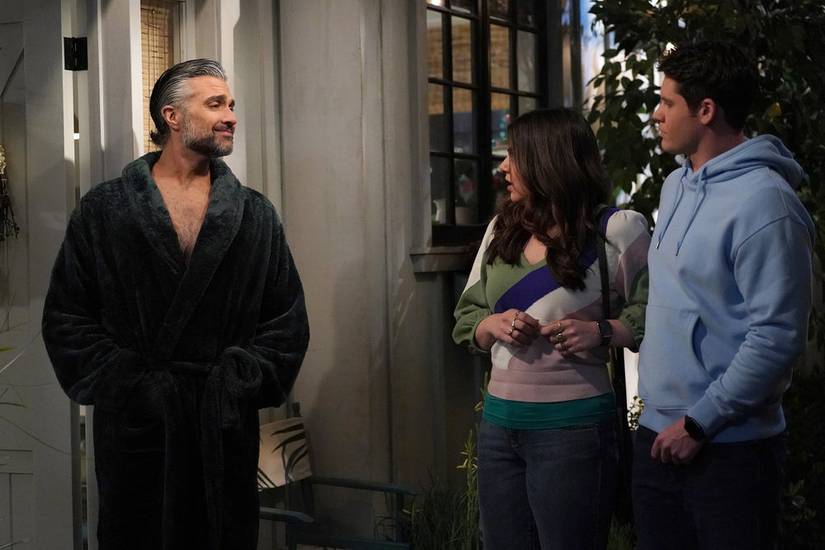 'Lopez vs. Lopez' Sneak Peek — George Lopez Meets His Ex's New Boyfriend