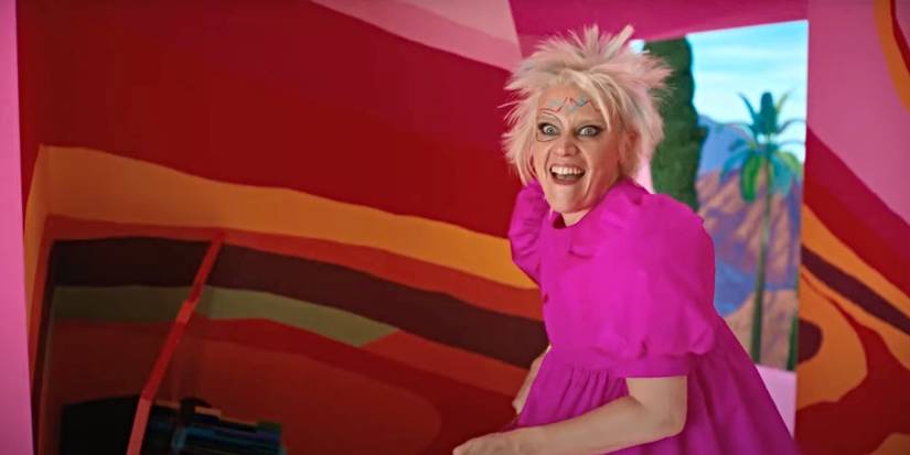 Hollywood, I Dare You to Make a Weird Barbie Movie