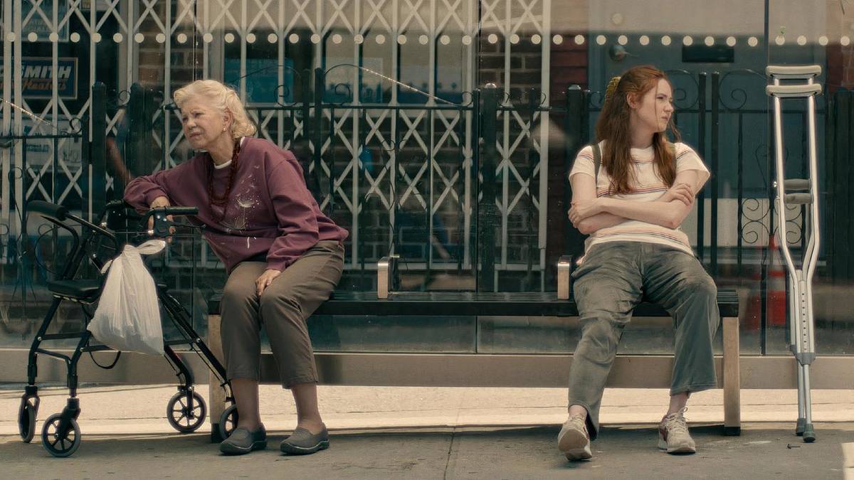 Karen Gillan Finds an Unlikely Friend in First 'Late Bloomers' Trailer ...
