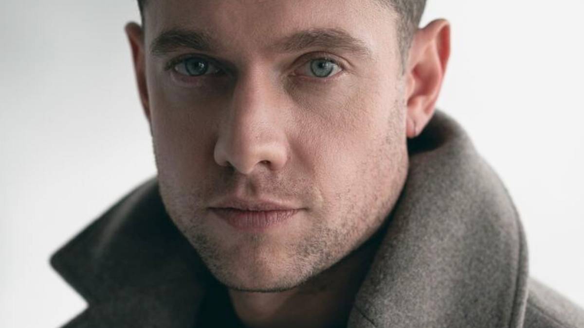 'Grantchester's Tom Brittney to Star in Plane Thriller 'Black Box ...