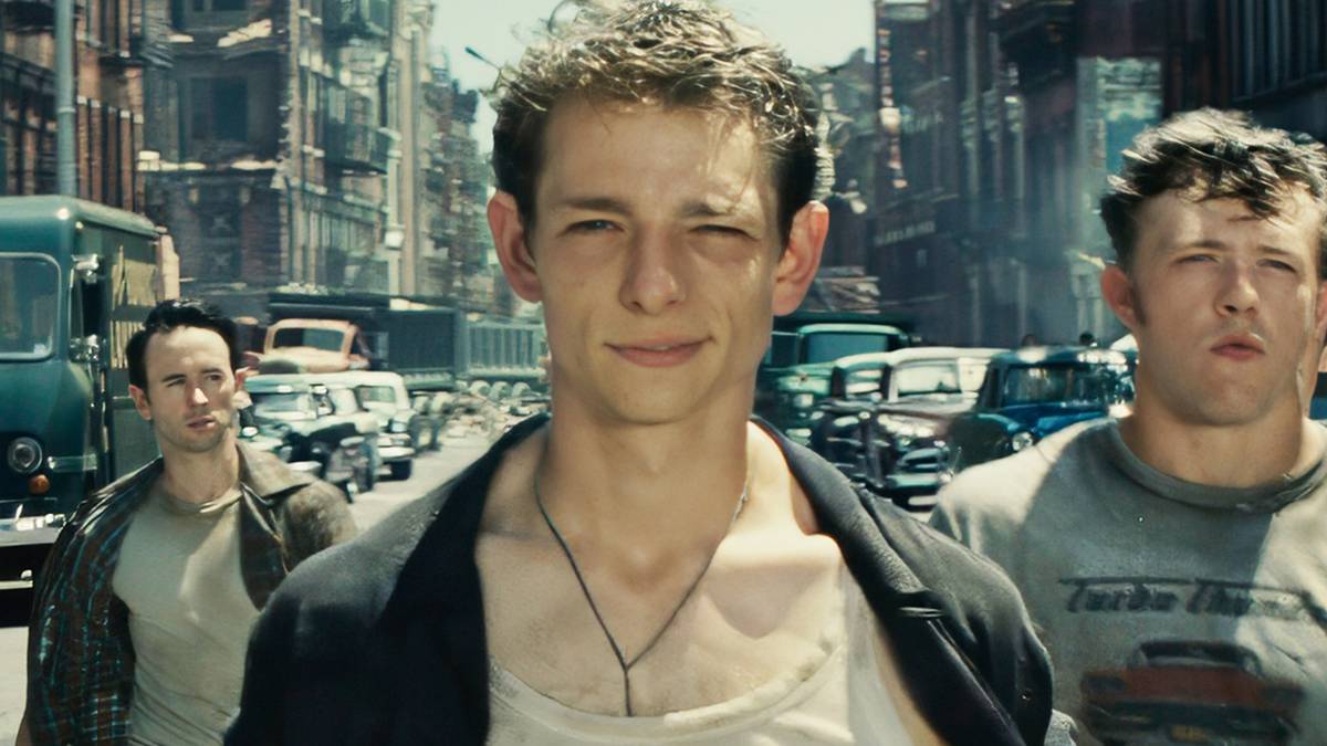 Before He Was Zendaya’s Simp, Mike Faist Stole the Show in Spielberg’s ...