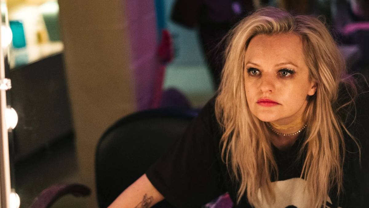 Kate Hudson Welcomes Elisabeth Moss Into the World of 'Shell' in First ...