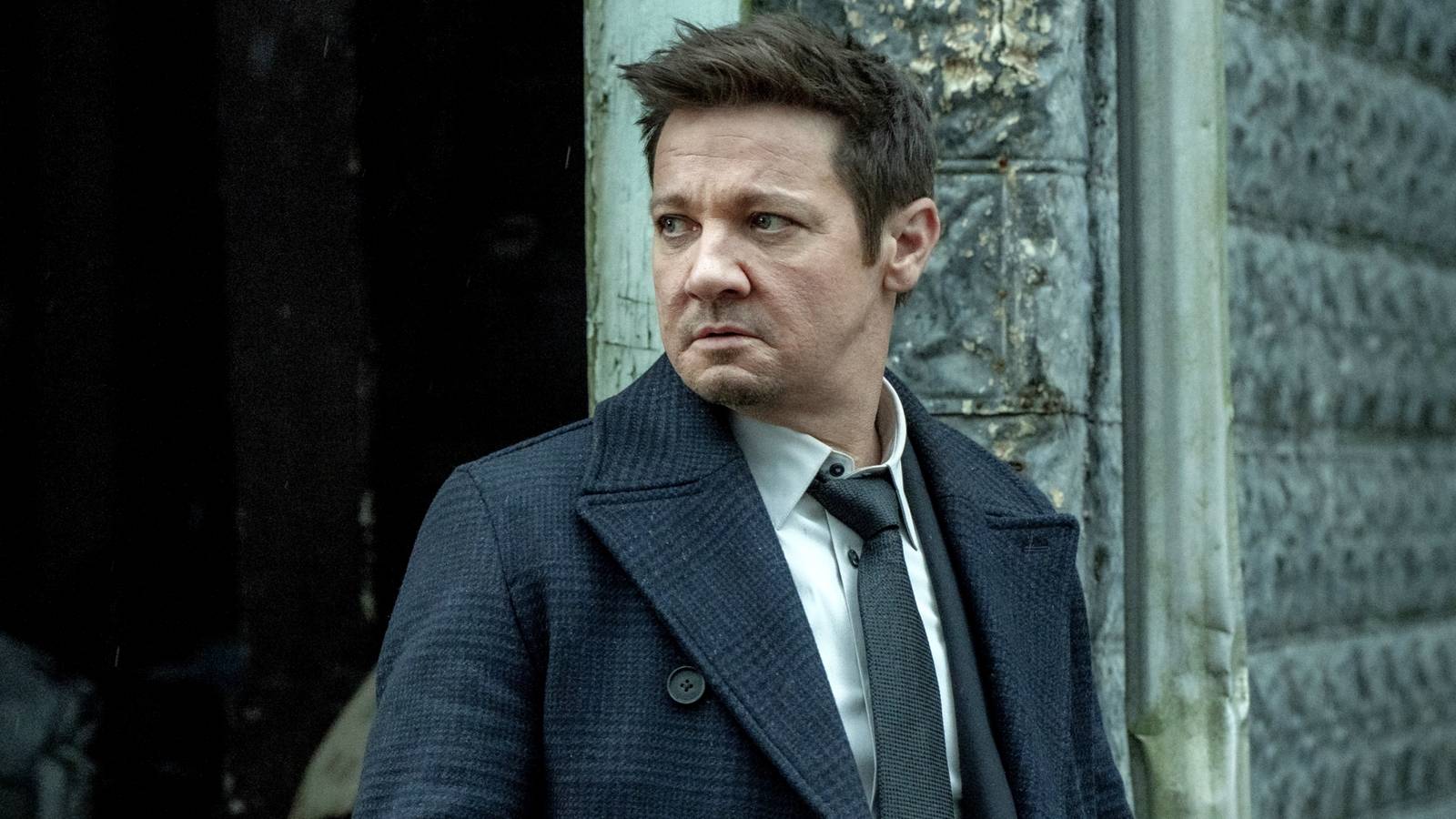 Taylor Sheridan Proves His Worth to Paramount as 'Mayor of Kingstown ...