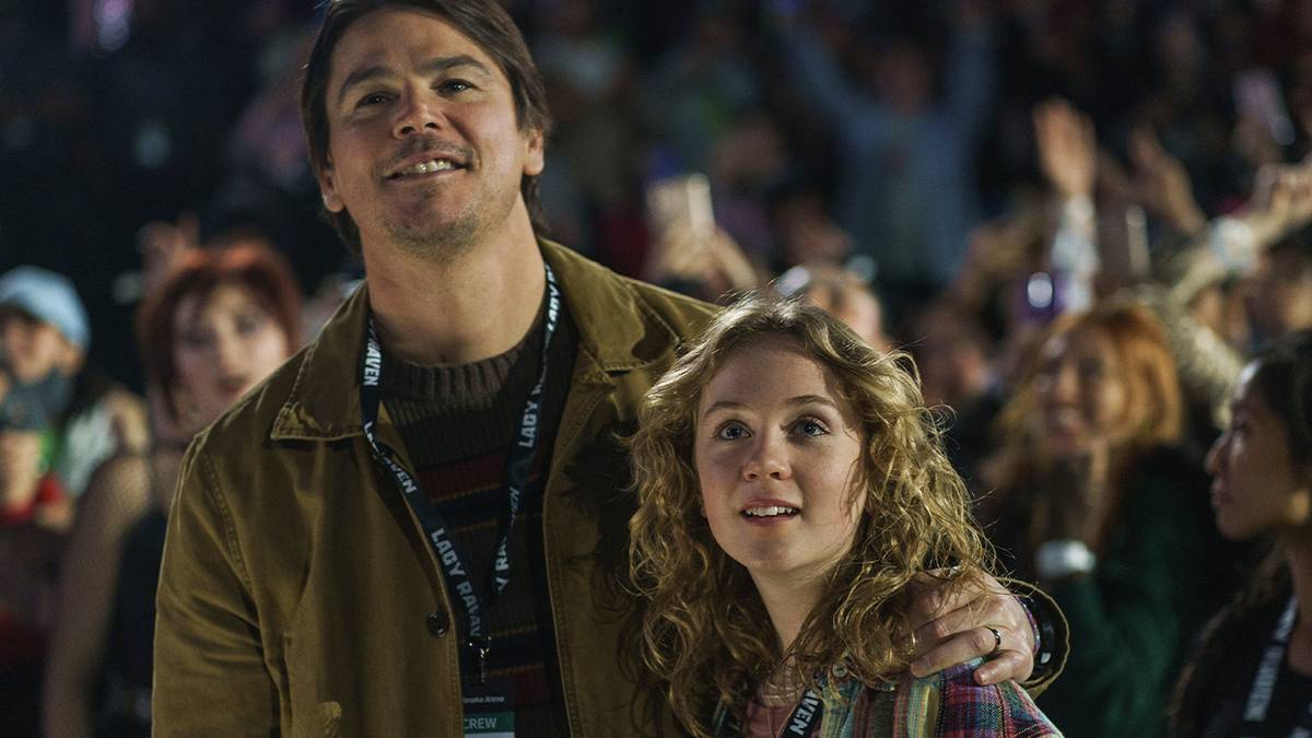M. Night Shyamalan Will Set His 'Trap' on Digital and 4K UHD Sooner ...