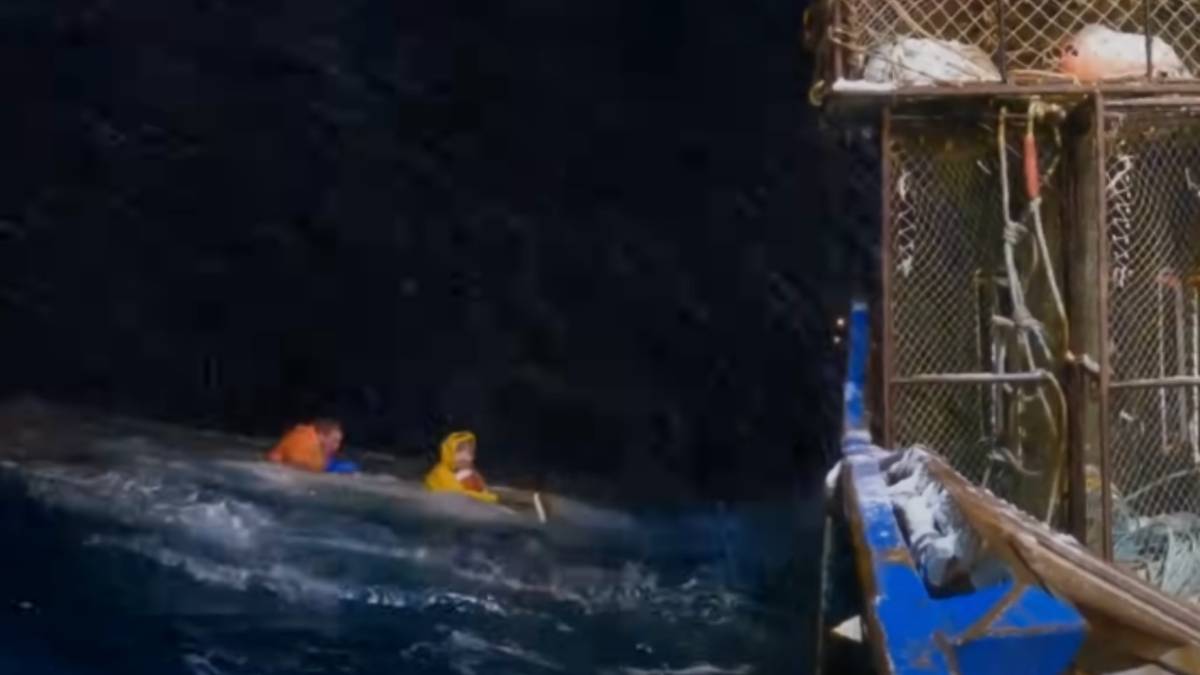 'Deadliest Catch' Crew Fall Overboard