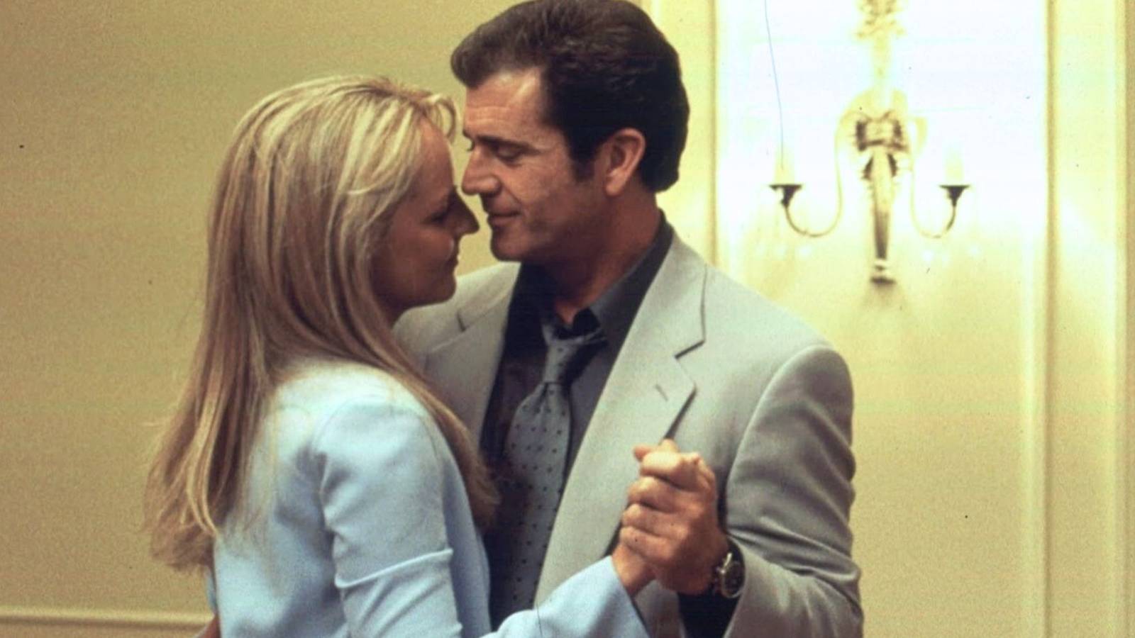 Mel Gibson’s Controversial 54% Rotten Tomatoes Rom-Com Just Arrived on ...