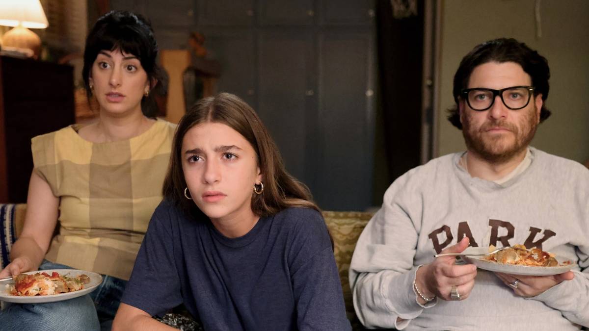 'Mr. Throwback' Star Ayden Mayeri's Love for Stephen Curry Runs Deep
