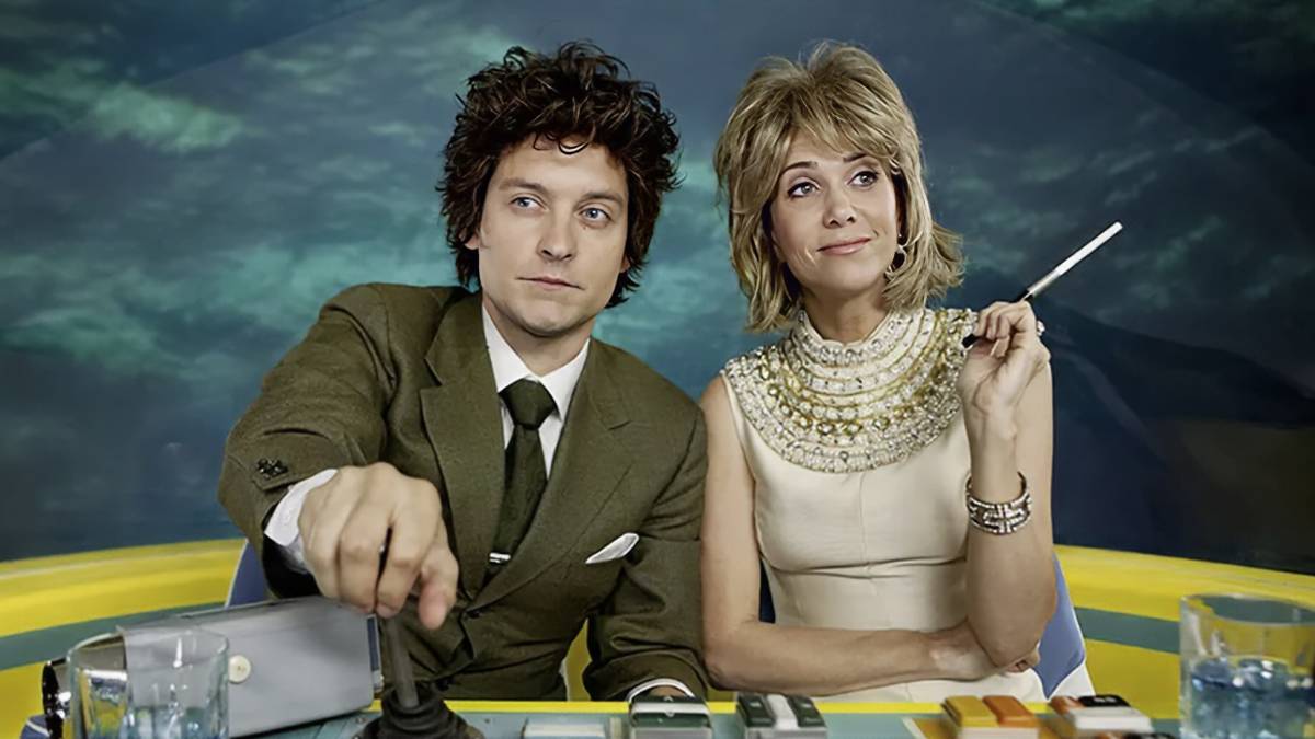 Tobey Maguire and Kristen Wiig's Comedy Miniseries Needs to Be Seen to ...