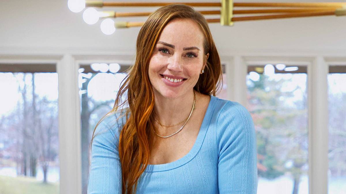 ‘Good Bones’ Might Have Been Cancelled, but Mina Starsiak Hawk Just ...