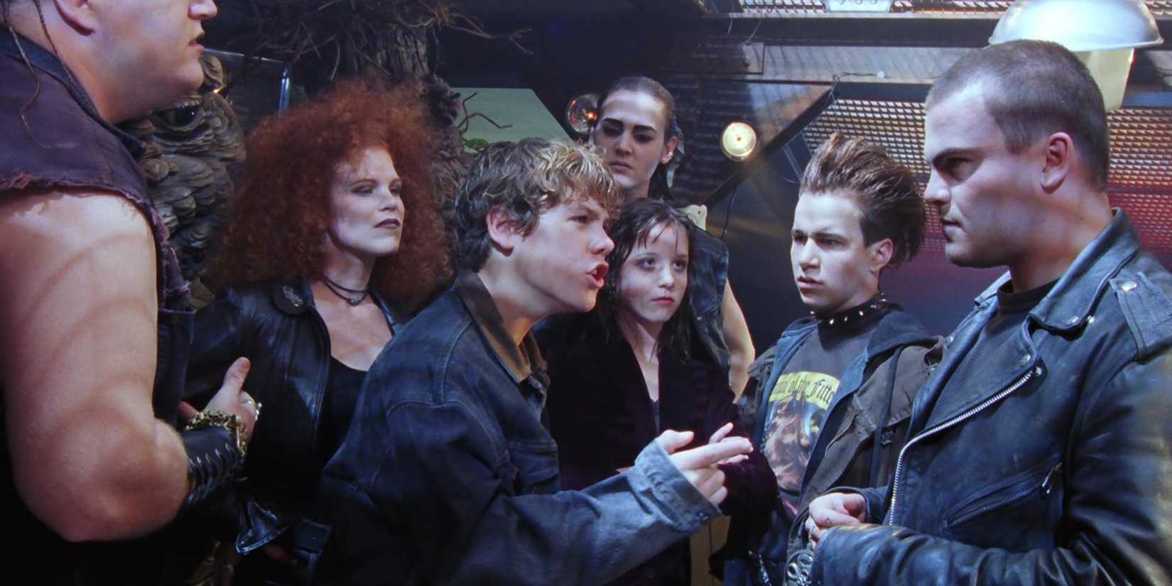 10 '90s Family Movies That Are Awful From Start to Finish