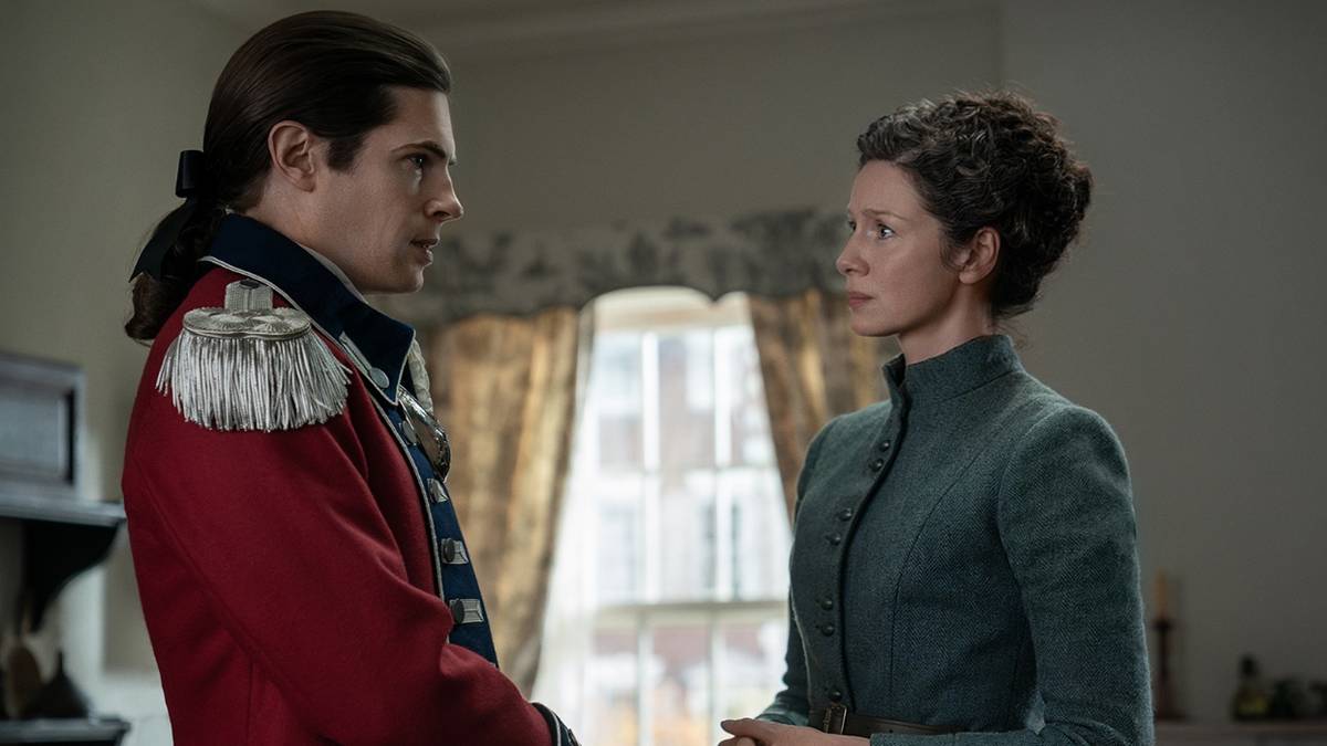 'Outlander' Star Explains Lord John Grey's Agenda in Season 7 - "He Is ...