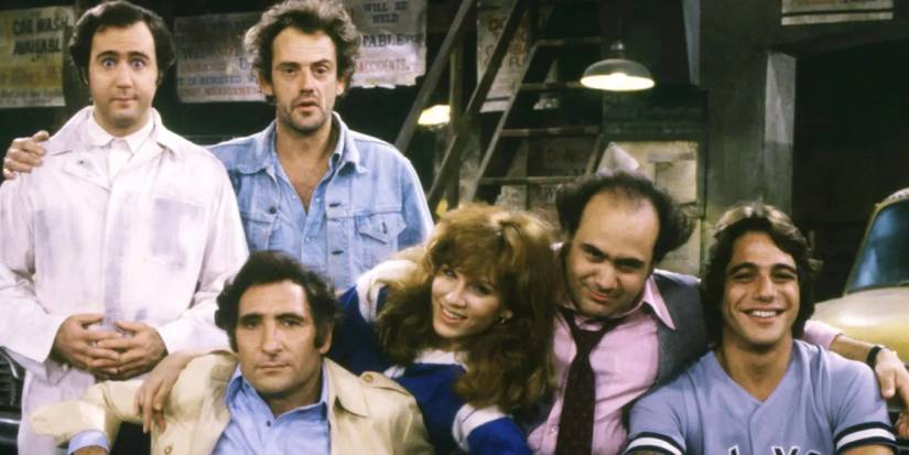 10 Best Sitcoms Based in NYC, Ranked