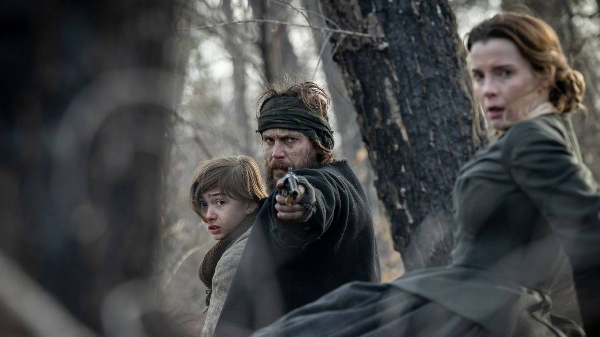 'American Primeval' Trailer Brings All the Western Grit of 'Yellowstone ...