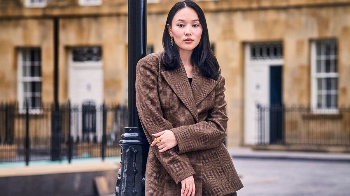 "She Is Human After All" - 'Bridgerton's Yerin Ha Reveals How Sophie ...