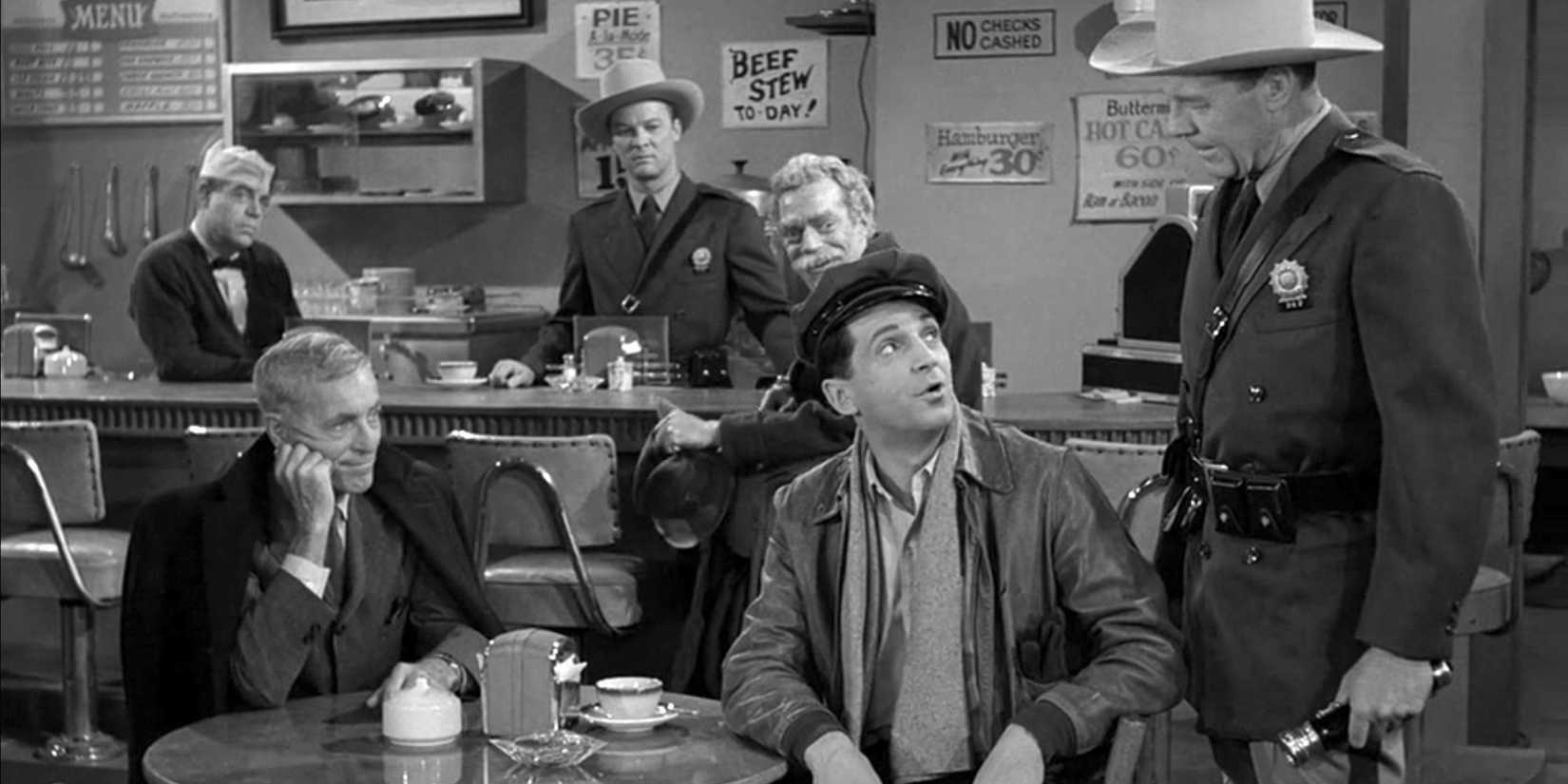 10 Creepiest 'Twilight Zone' Moments of All Time, Ranked