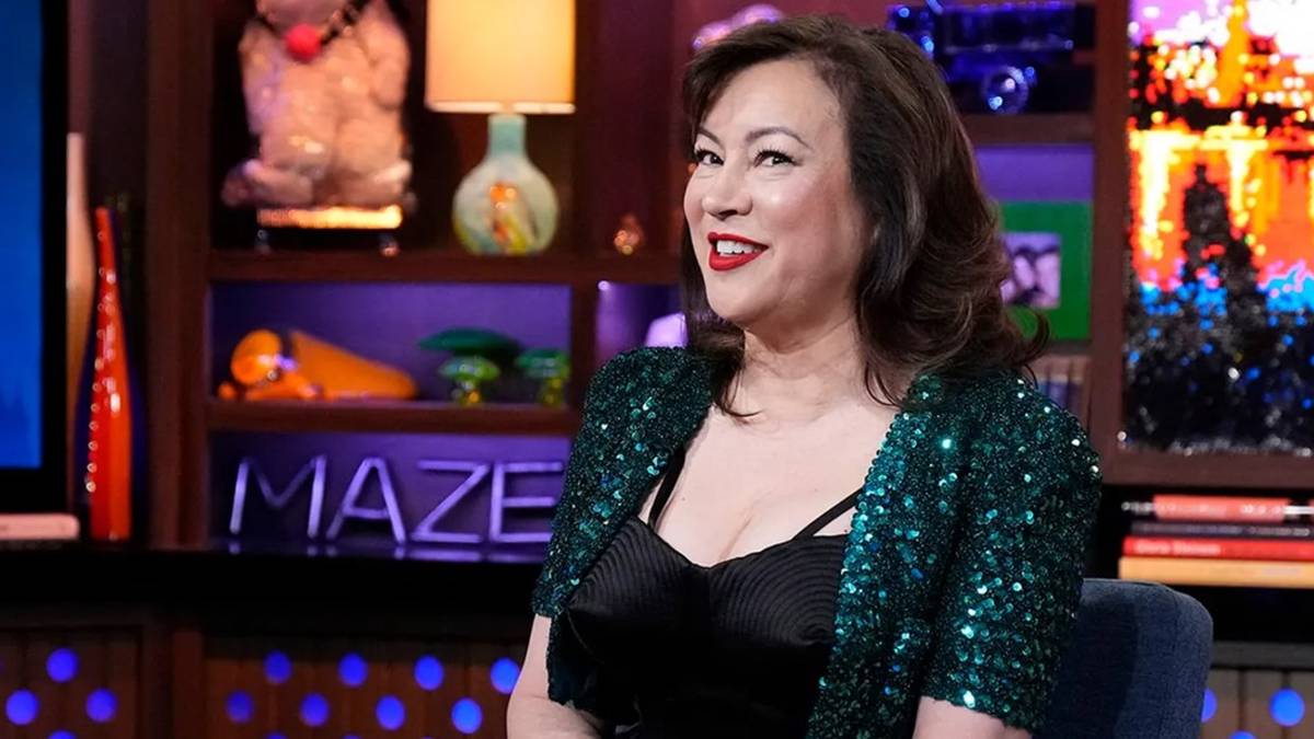 ‘RHOBH’ Star Jennifer Tilly Walks Away With a Piece of ‘The Simpsons ...