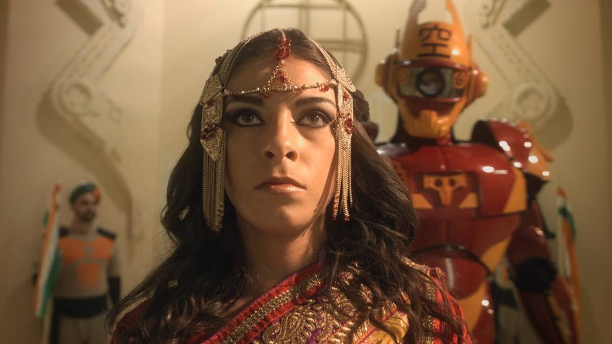 Princess Kamala Readies for the Day in a New ‘Aladdin 3477 - I - The ...