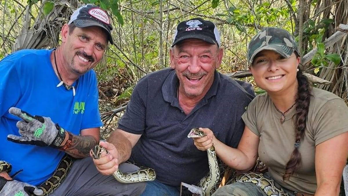 ‘Swamp People’ Enlists “Hillbilly Dave” for Python-Hunting Duty