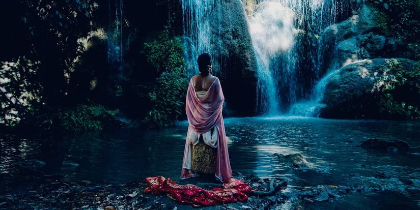 This Seductive, Dreamlike Modern Fantasy Offers a Radically Different ...