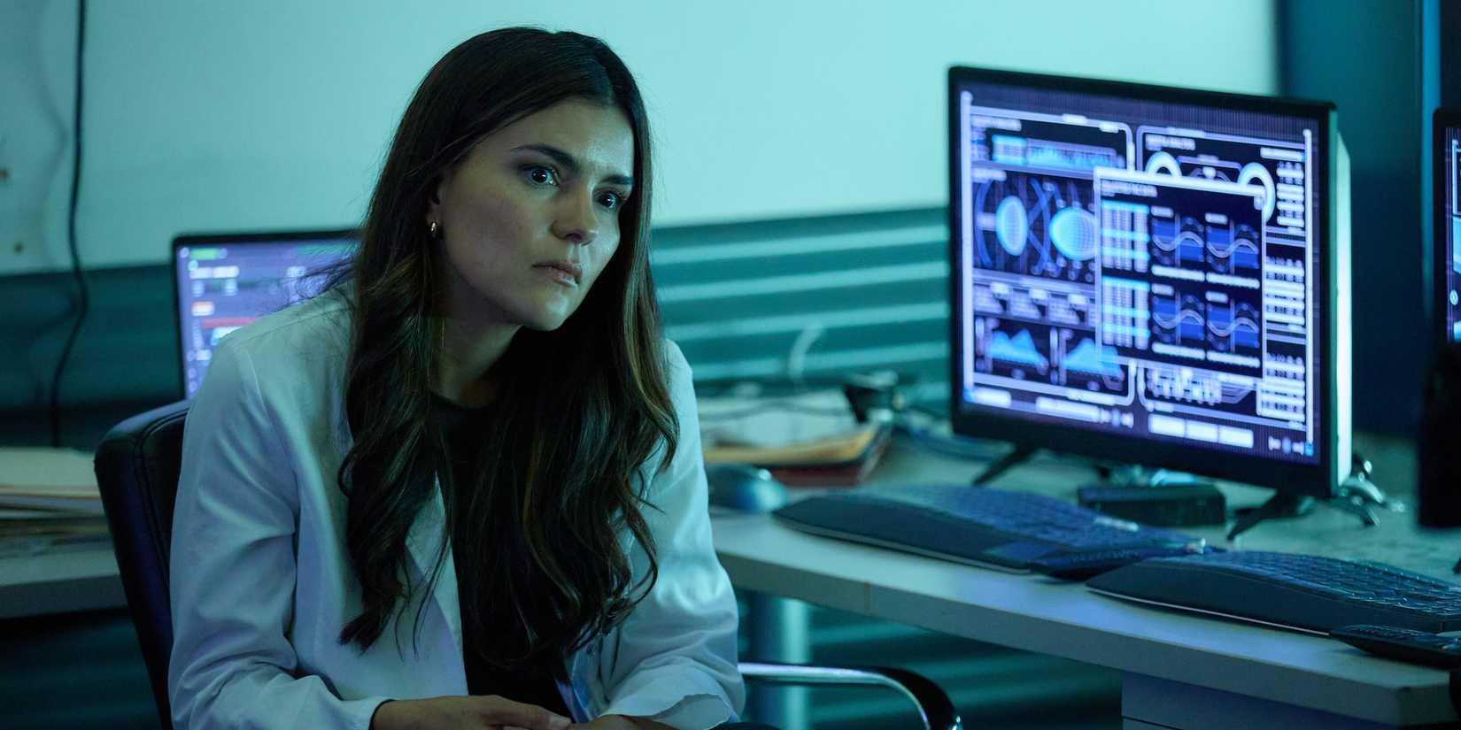 'Werewolves' Review - Frank Grillo's Action Horror Movie Has a Great ...