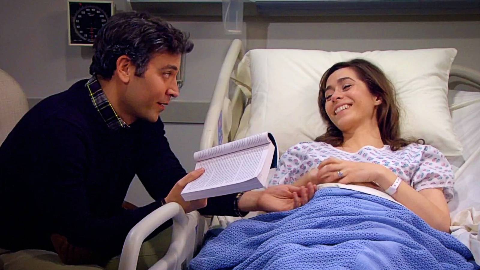 10 Most Wasted Sitcom Characters, Ranked